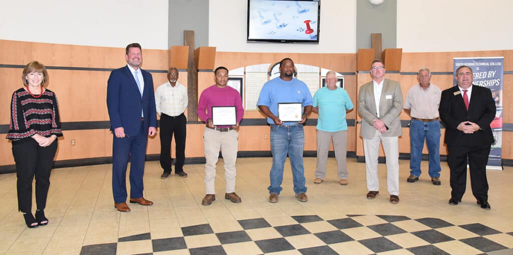Marcus Shipp and Zykieal Johnson receive SGTC Foundation Georgia Power ...