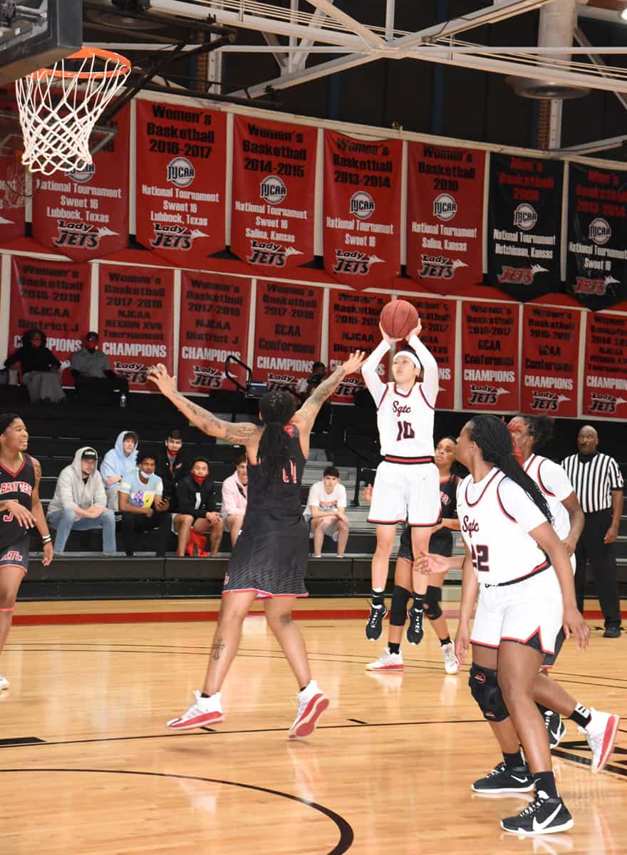 Lady Jets take back-to-back wins over Albany Technical College - SGTC