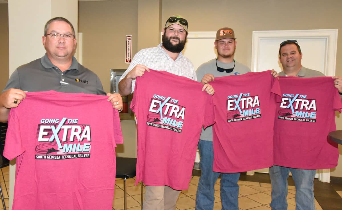 Going_Extra_Mile_shirts-7-2022 - SGTC
