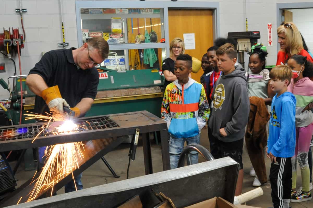 SGTC Hosts STEM Days in Cordele for Crisp County Elementary Students - SGTC