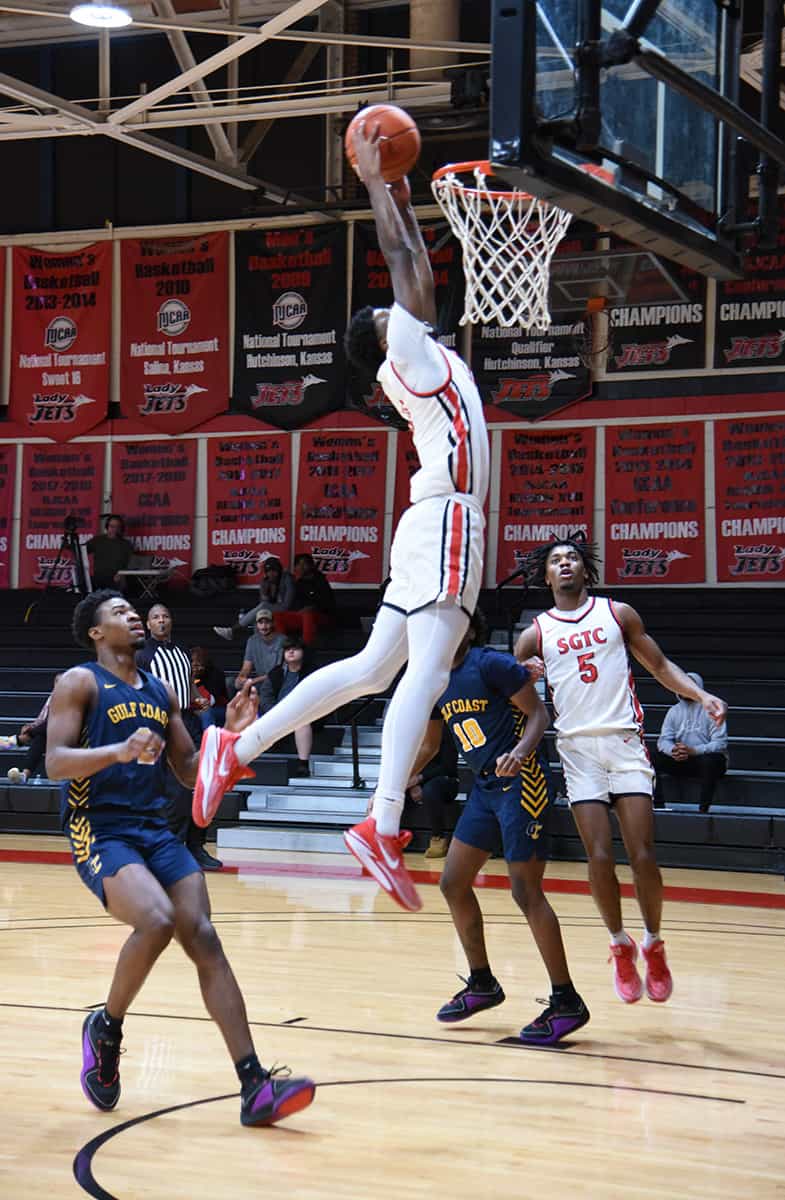 Jets fall to Gulf Coast - SGTC