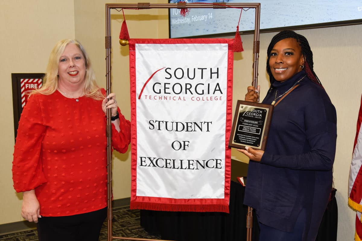 Diquita Mathis Named SGTC Student of Excellence - SGTC