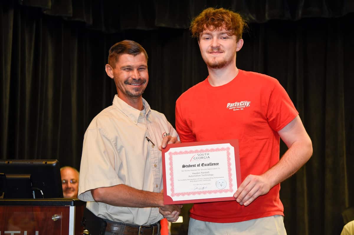 Blake Oliver Named SGTC Student of Excellence - SGTC